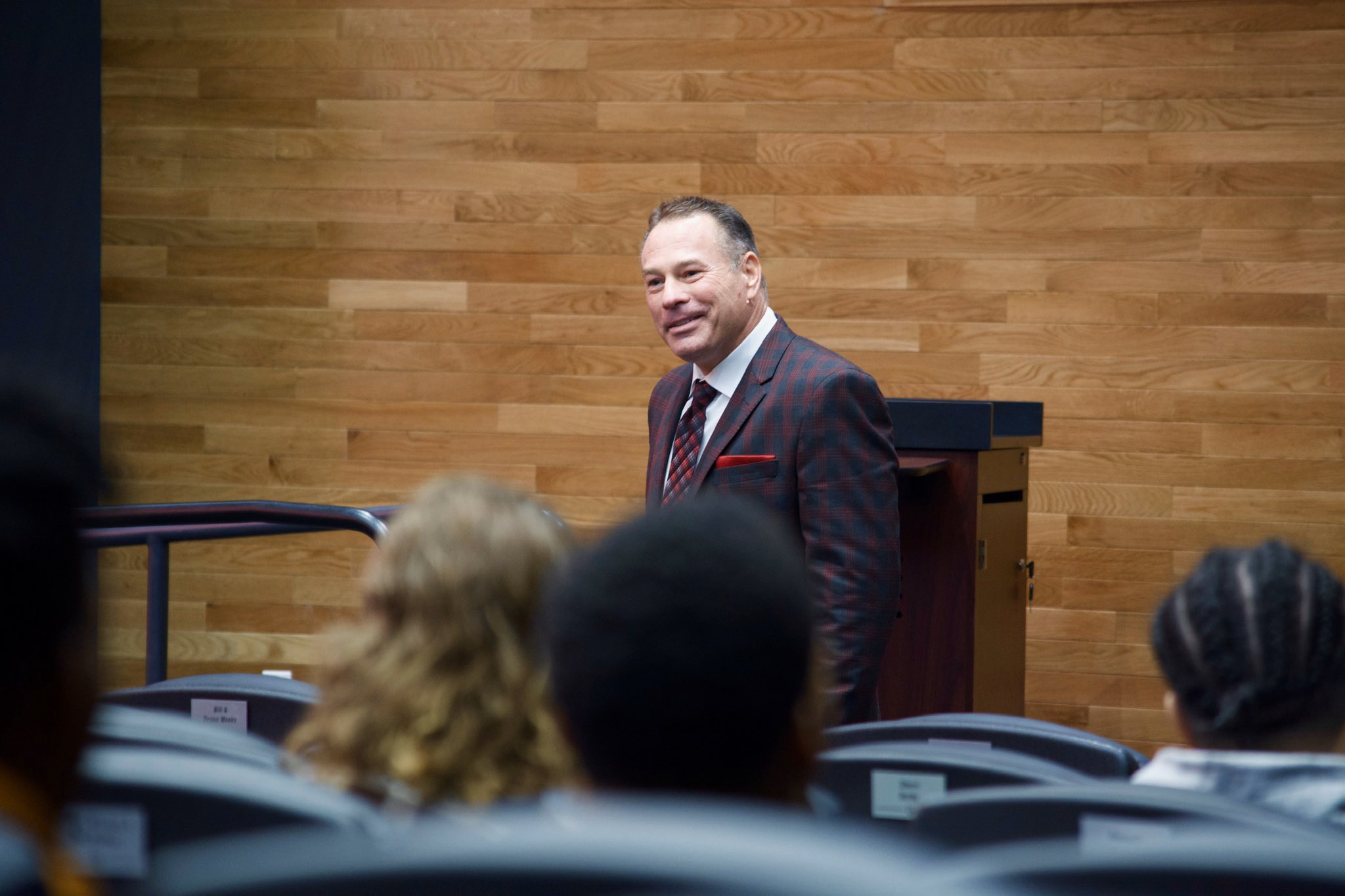 “I’m a head coach.” Butch Jones reveals why he left a sweet gig at ...